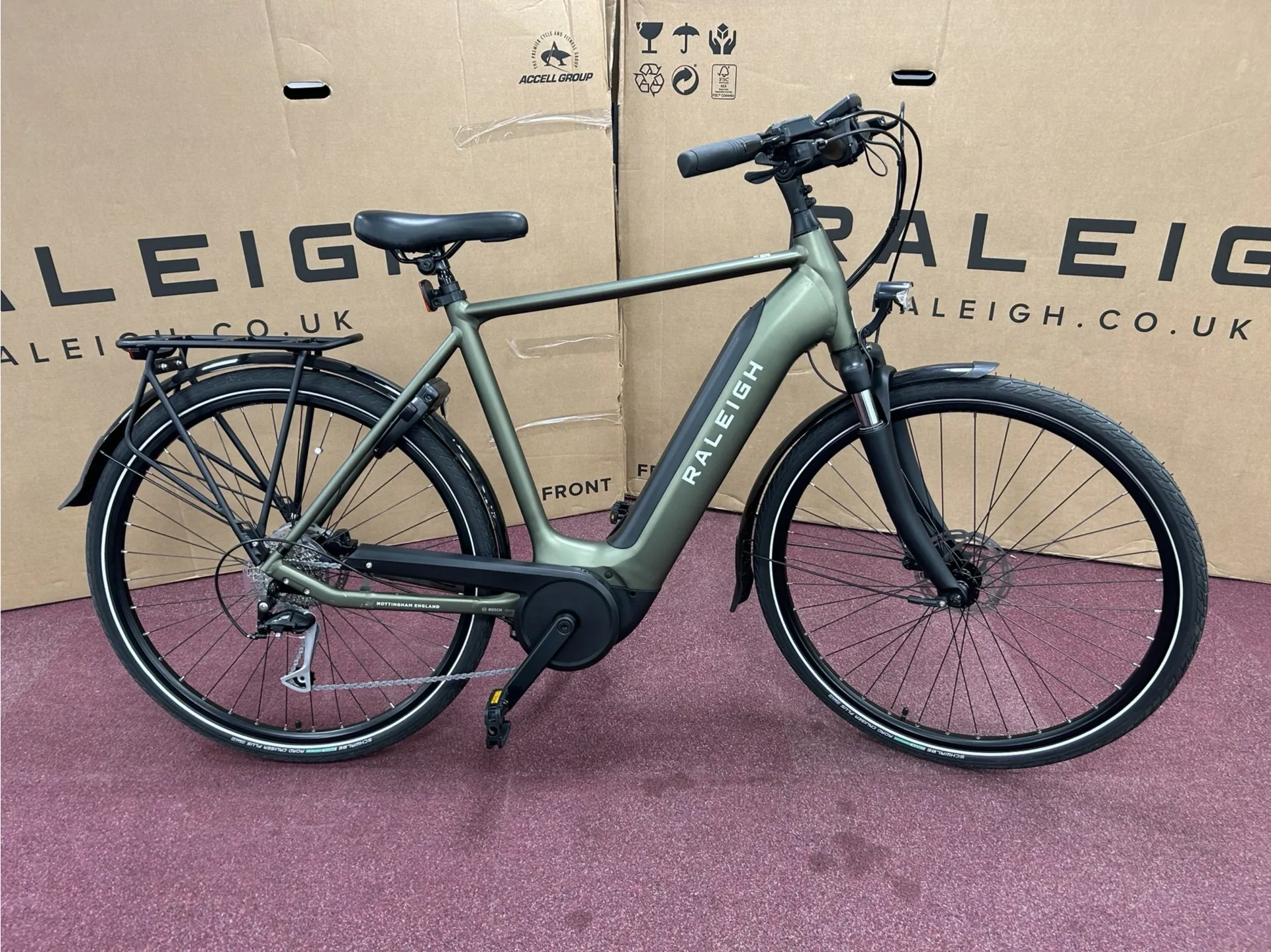 EX-DEMO Raleigh Motus GT 700c Electric Hybrid Bike Green 500Wh